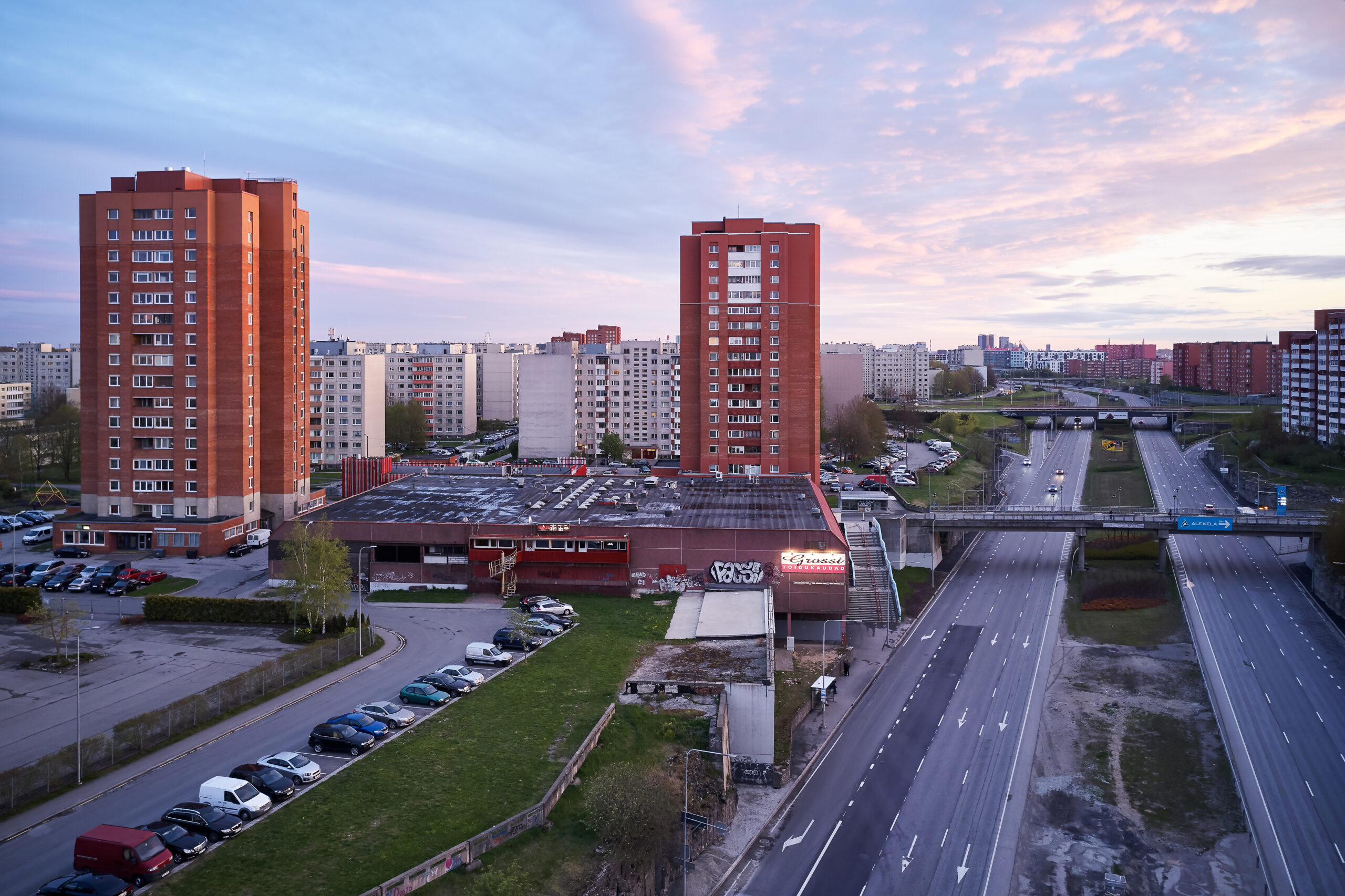 P. Pinna 21 – Kotka business centre – Karmsund Grupp