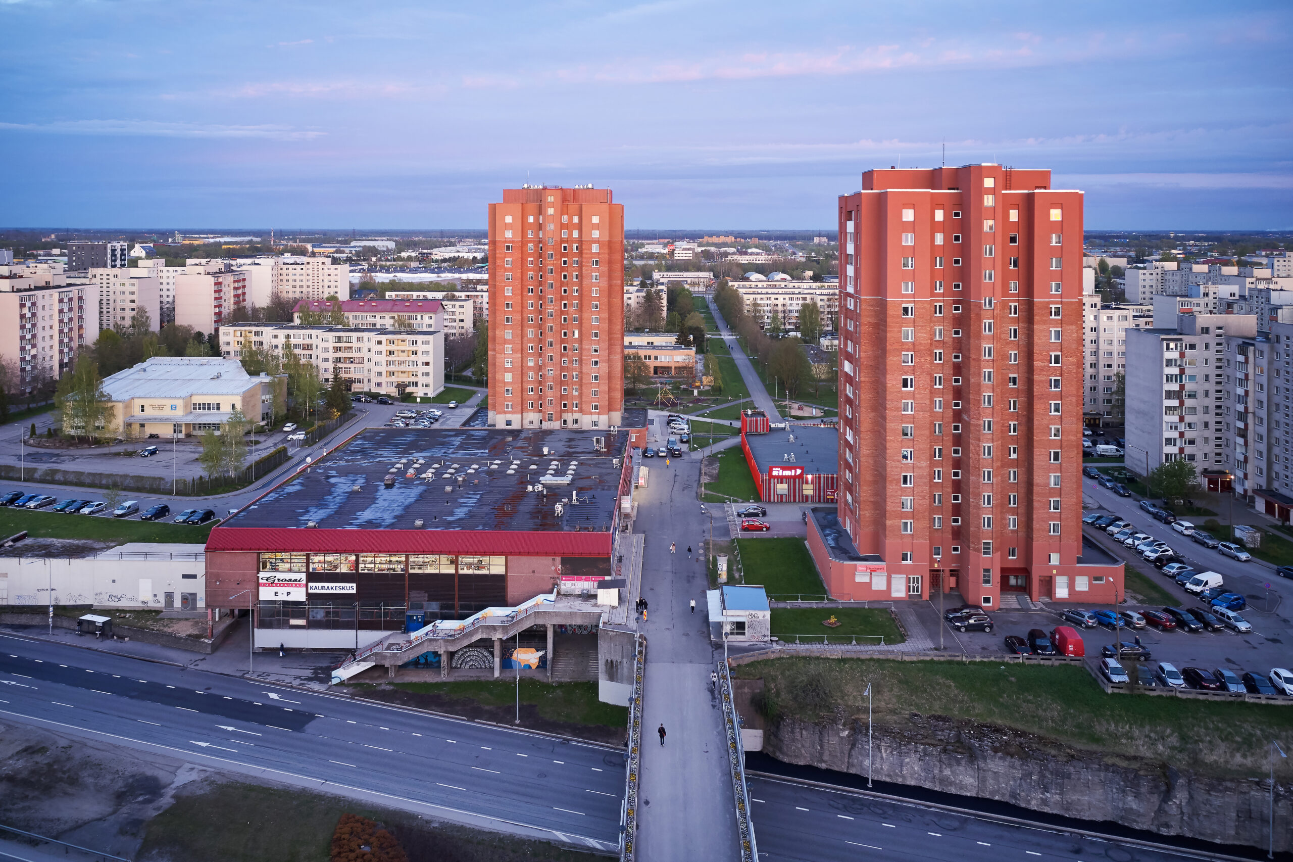 P. Pinna 21 – Kotka business centre – Karmsund Grupp