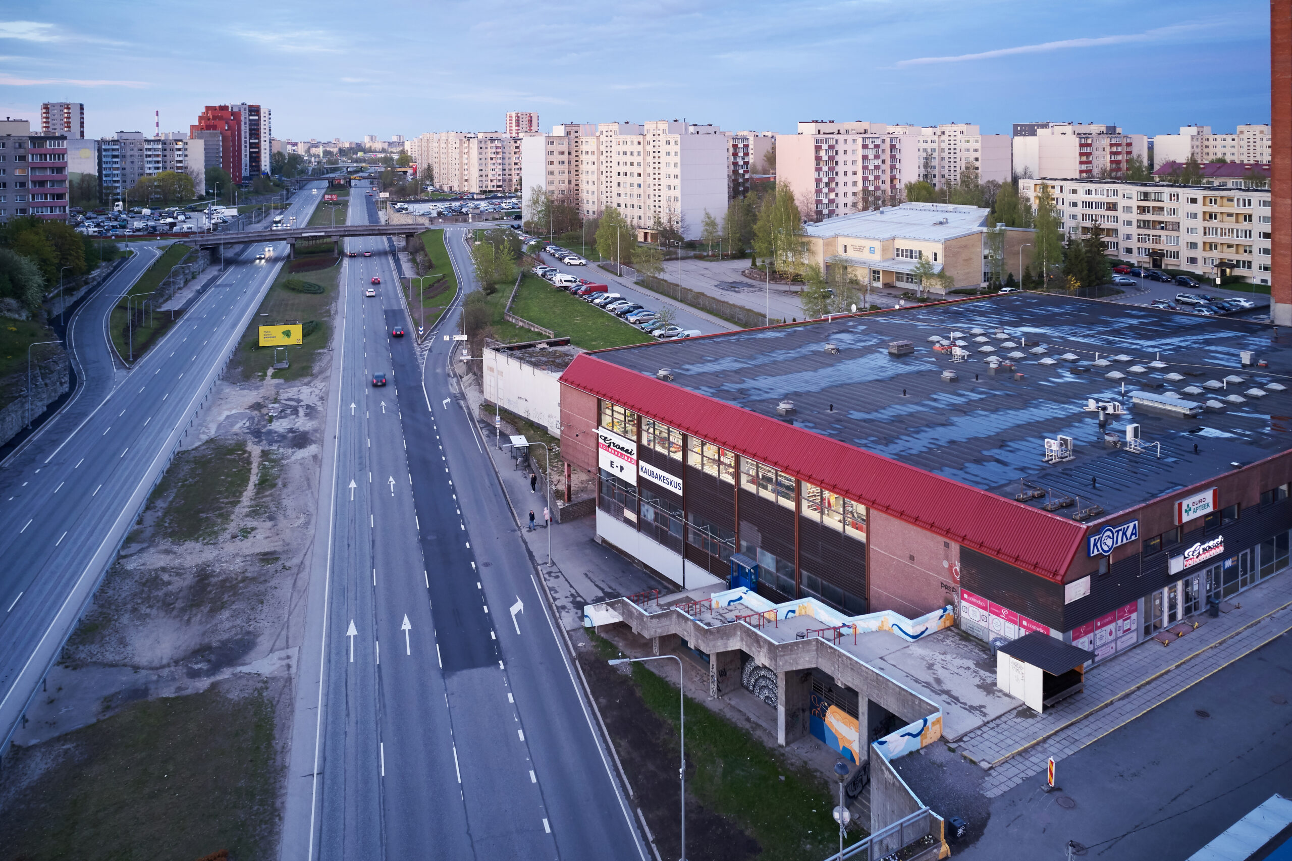 P. Pinna 21 – Kotka business centre – Karmsund Grupp